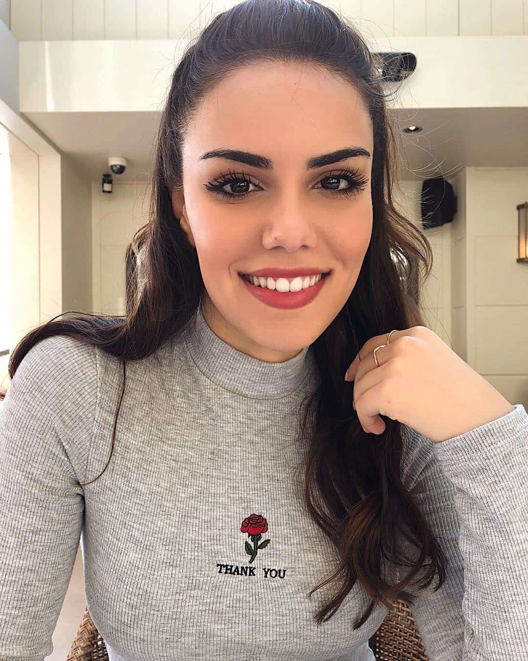 Kimse Bilmez Dizisi Oyuncu Kadrosu Bilgileri